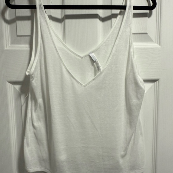 SKIMS | Tops | Skims Classic White Tank Top | Poshmark